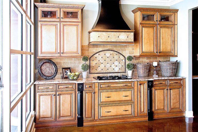 Linen Arlington - Marsh Cabinets